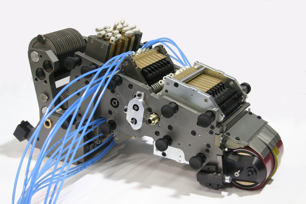CCR for carbon fiber tape laying machine - TGA Ingenieria